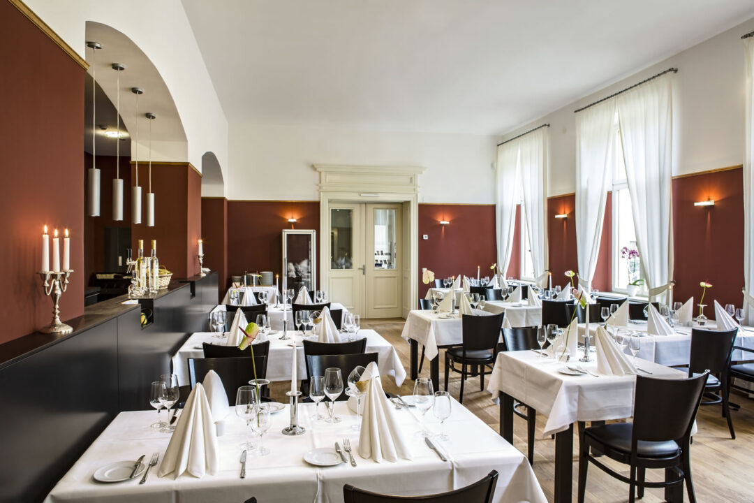 Startseite - Schloss Ribbeck GmbH